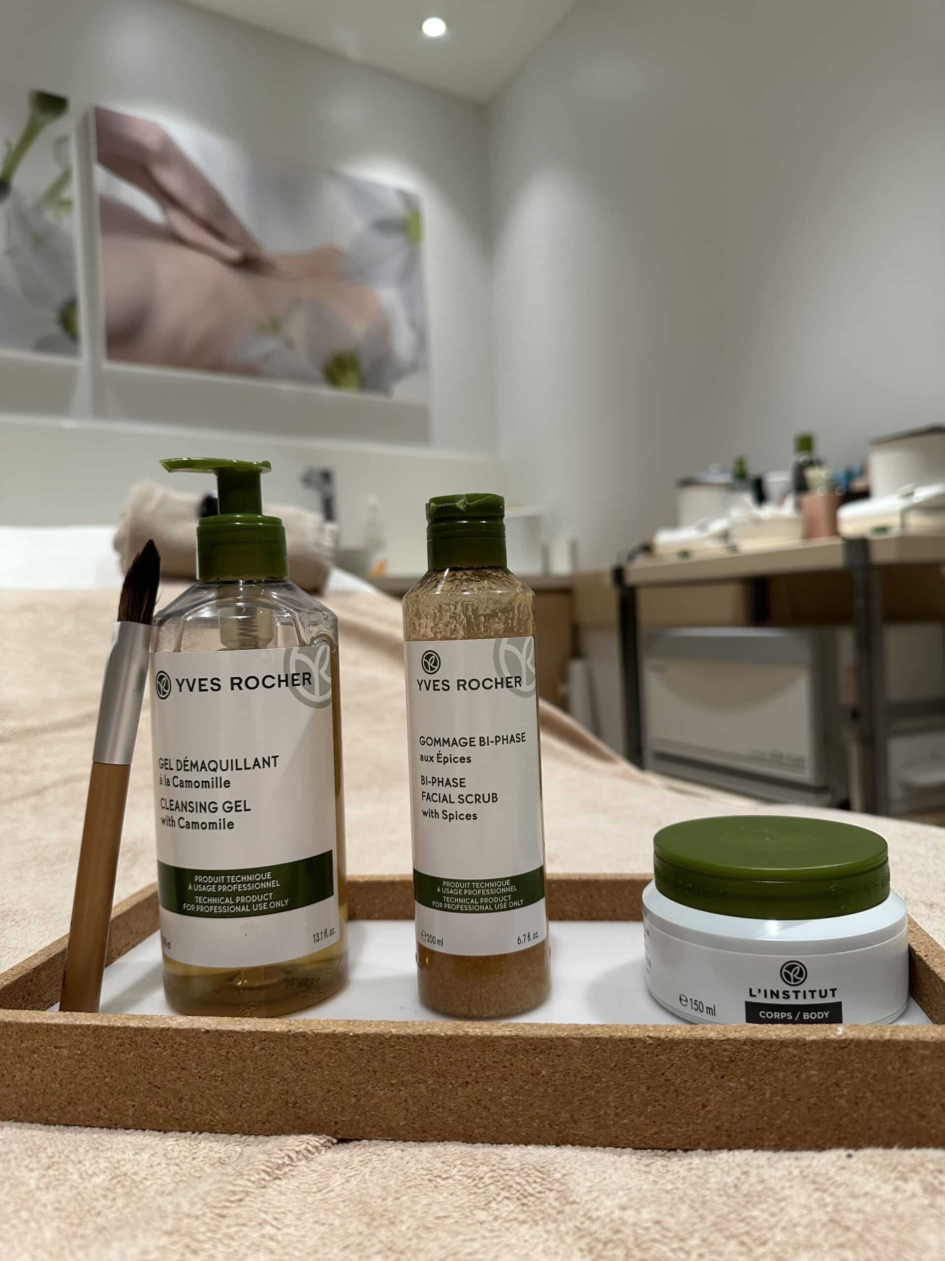 1 modelage visage à l’aphloia + 1 gommage corps aux épices + 1 modelage ...